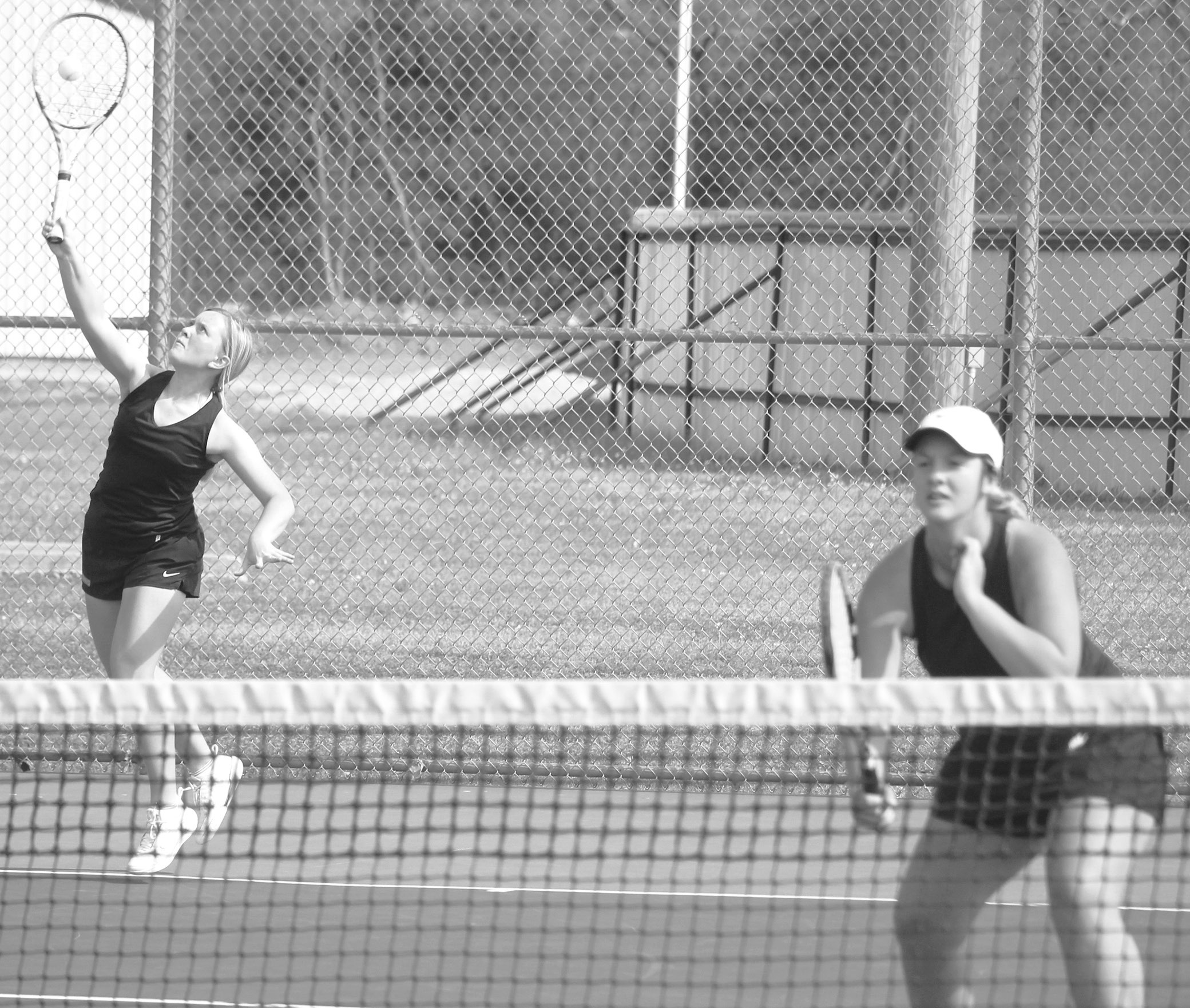 Lady Knights Tennis Competes at Home