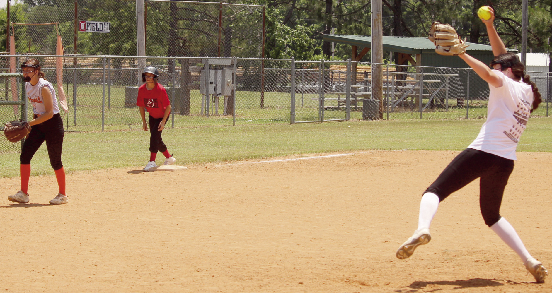 County Teams Battle in Summer Softball Meeting