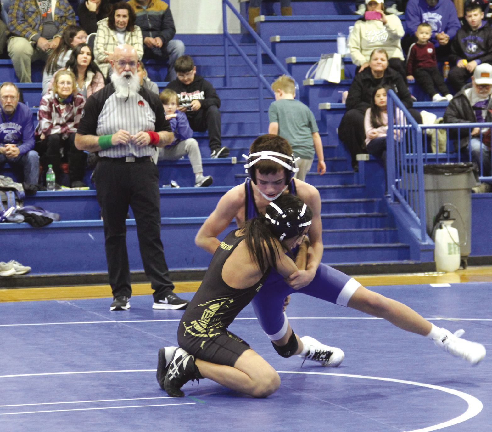 Henryetta defeats Checotah in wrestling dual